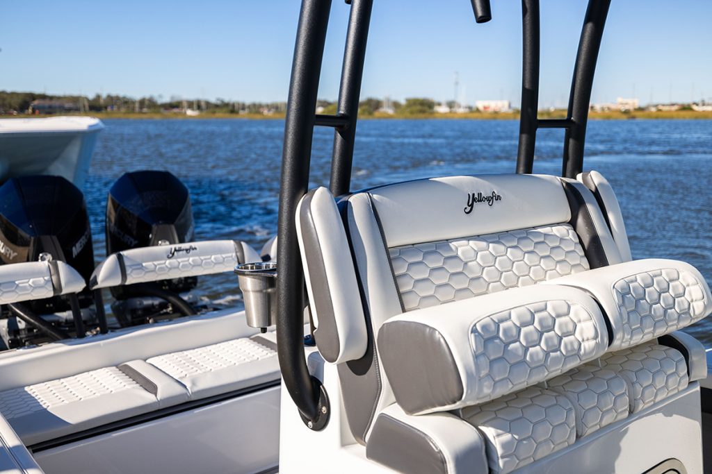 Yellowfin 26 Hybrid Bay Boat | Offshore Center Console