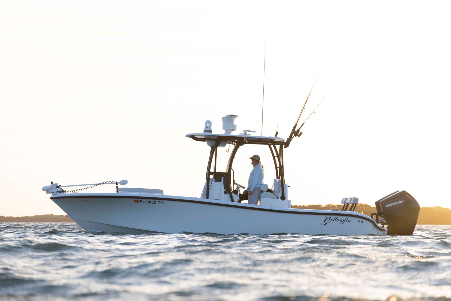 Yellowfin 26 Hybrid Bay Boat | Offshore Center Console